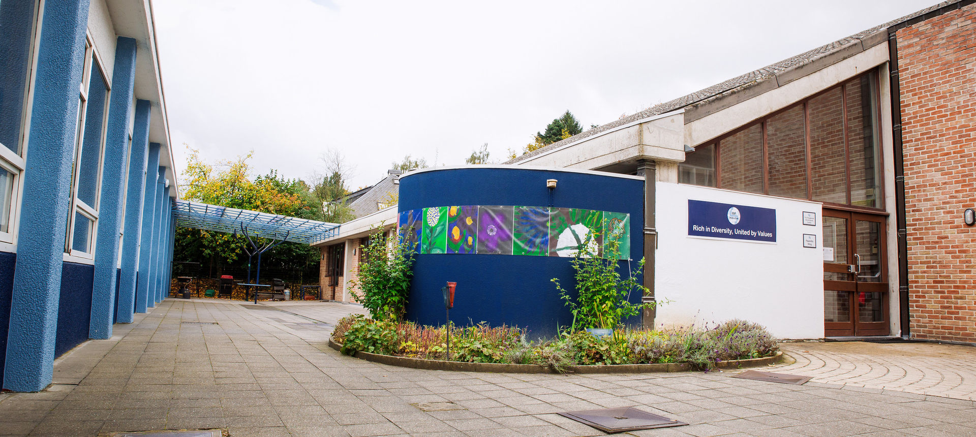 ISF Tervuren Waterloo Brussels , Belgium